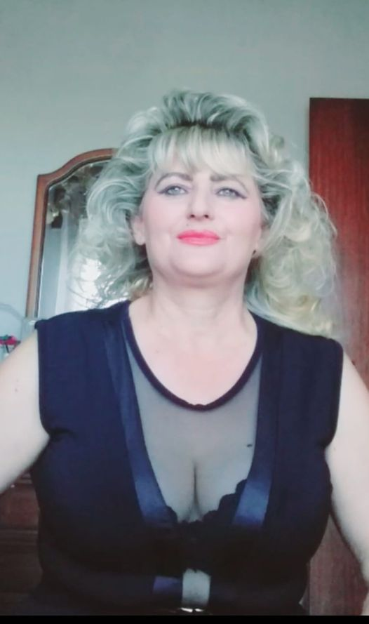 Autorja Katerina Veizaj